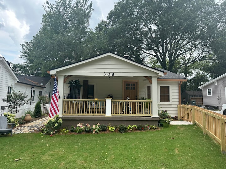 Kickin' With The Big Chicken-marietta Square! - Kennesaw, GA