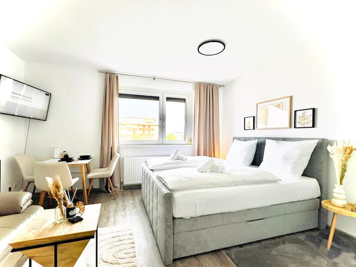 Bamo Studio- City Living Skyline - Klagenfurt am Wörthersee