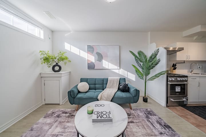 Cozy & Charming - Oshawa