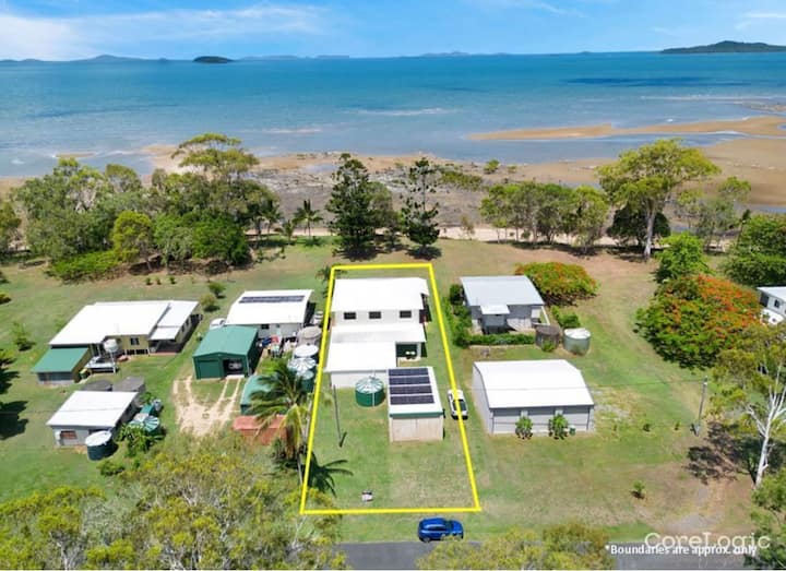 Ocean Luxe Escape - Calen