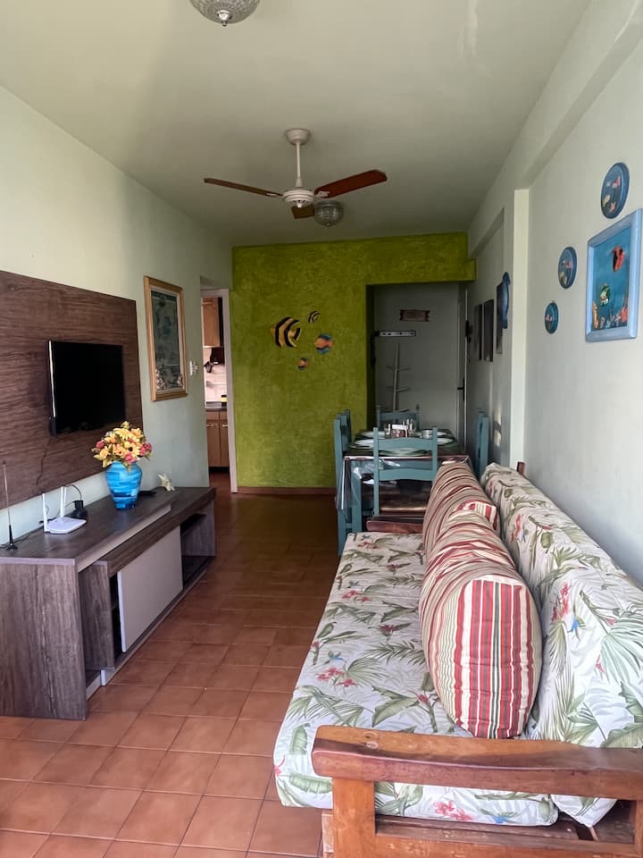 Apto 1 Quadra Praia | Ar, Wi-fi E 1 Vaga Privativa - Balneário Camboriú