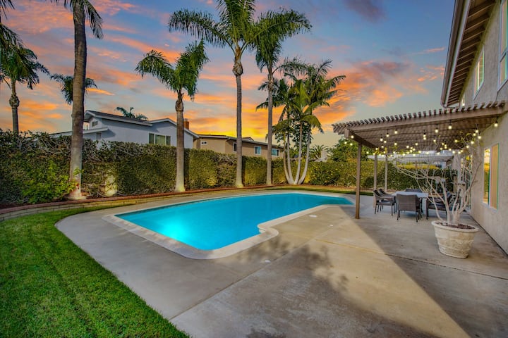 New Home | Pool | Central | Minutes To Beach - Huntington Beach, CA