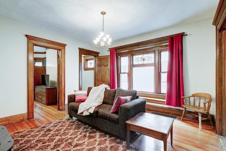 Center City 3 Br Apartment - Rochester, NY