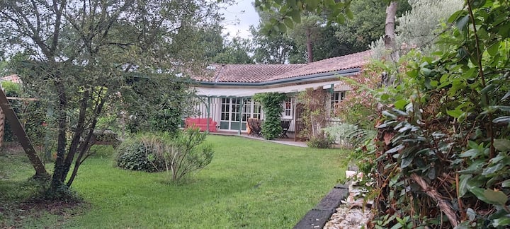 Reposante Maison Billard Piscine - Le Porge