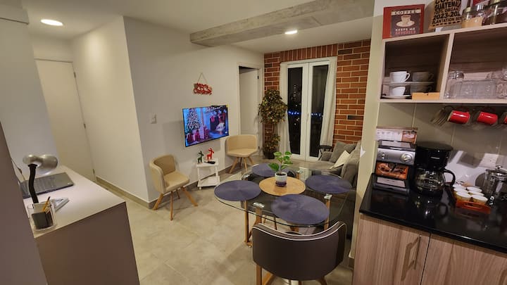 Apart.zona 10 A Pasos Av. Reforma, Oakland. 5cero2 - Guatemala