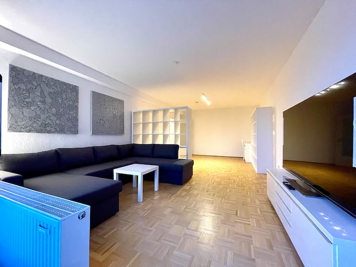 125qm - Luxuriöse Terrassenwohnung M. Parkplatz - Wesseling