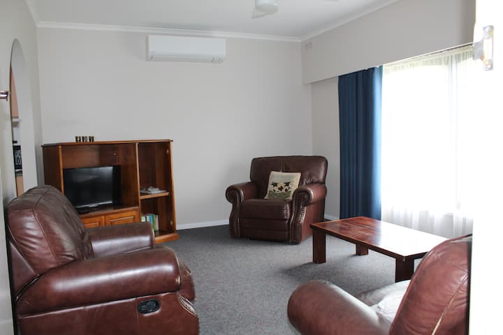 The Farmhouse - Great Ocean Road