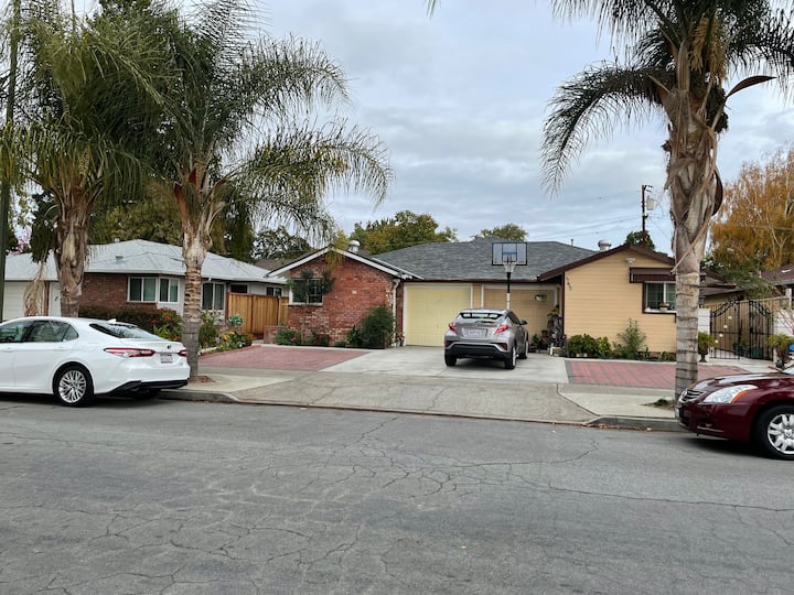 Entire Home For Rent 3 Bedroom 2 Bathroom - Sunnyvale, CA