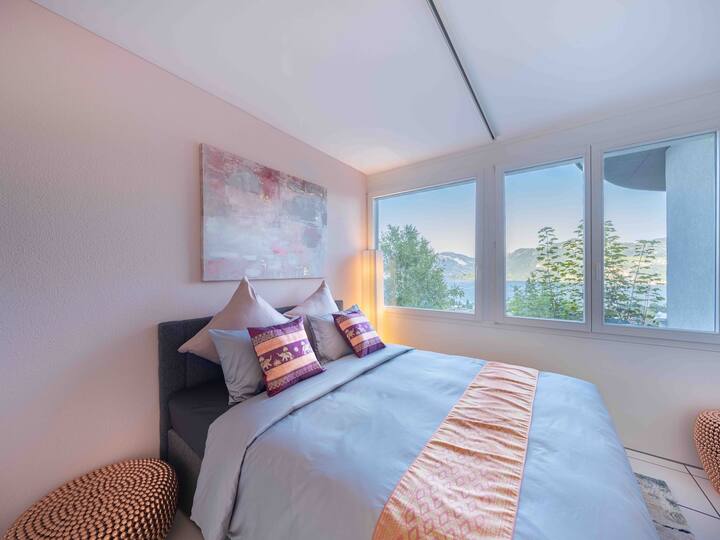Lake View 1br Apt, Wifi, Gym, Heated Pool, Sauna - Stans