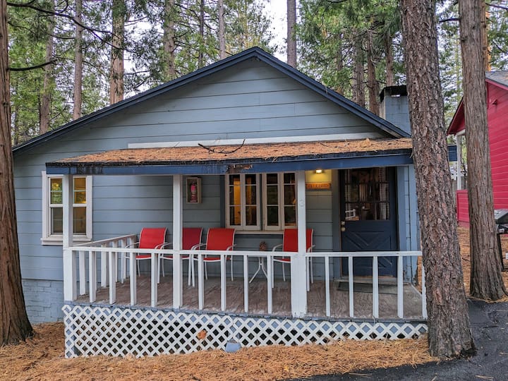 Bluebird At Bluebird Cottage Inn - Idyllwild-Pine Cove, CA