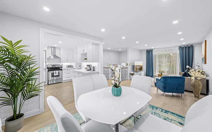Charming 3-bed House With Hottub - Barrie