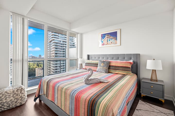 Cozy 1 Bedroom Dunfield Ave - Toronto