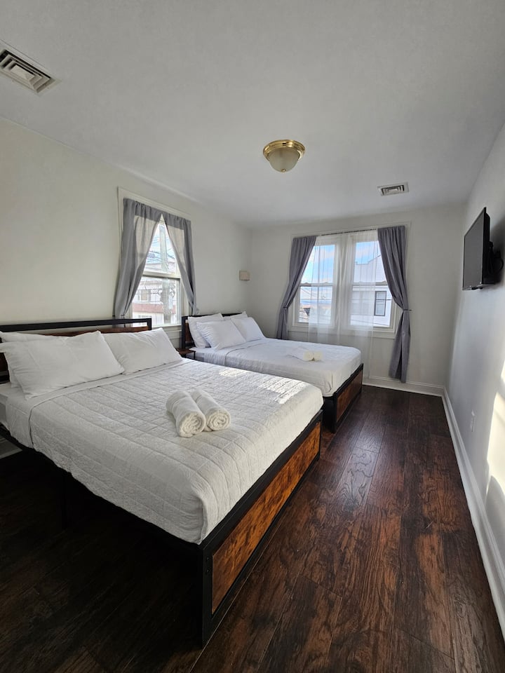 Spacious 2br Apt| 3 Beds | 15 Min To Nyc. - Hoboken, NJ