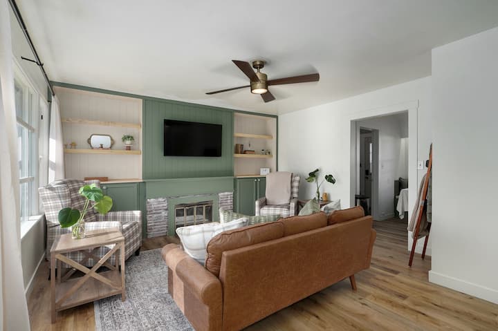 Family-dog Friendly Near Colleges Bass Pro & Mercy - スプリングフィールド, MO