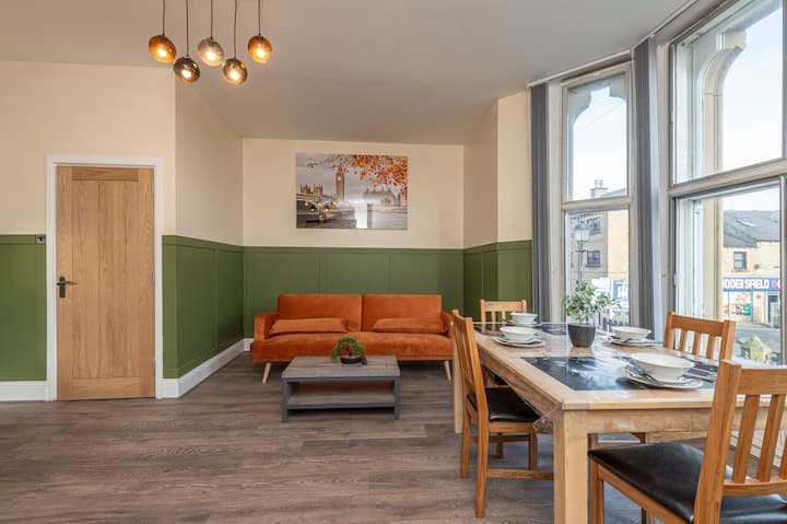 Luxe Living - Huddersfield