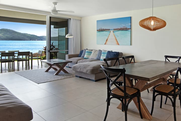 Frangipani 003 - Hamilton Island