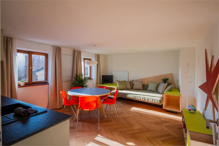 Apartment Im 400 Jahre Stadthaus - Innsbruck