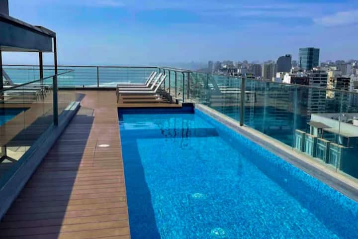 Apartamento En Barranco Límite Con Miraflores - Lima