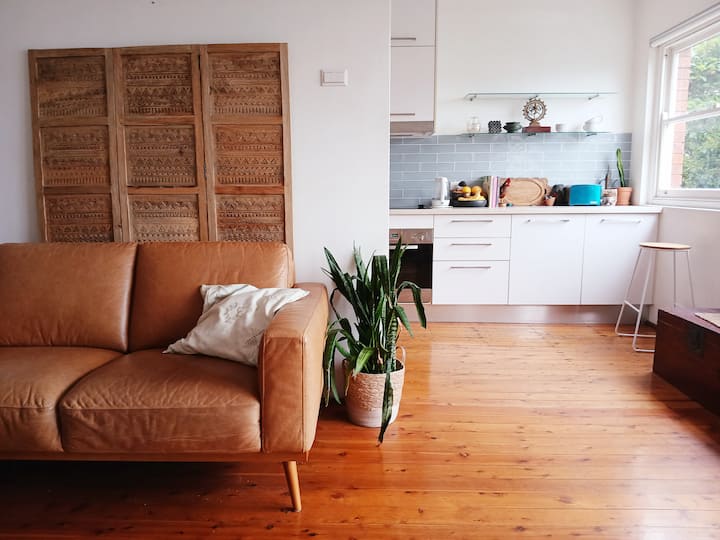 Beachside Flat In Wollongong - Wollongong