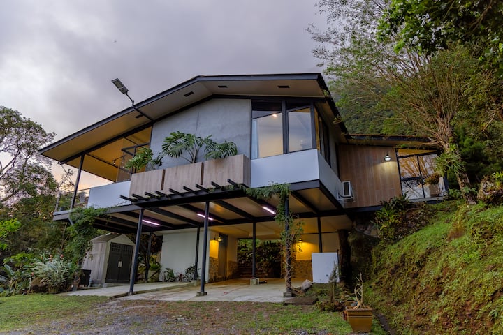 Entre Montañas 2 - Anton Valley - Panama