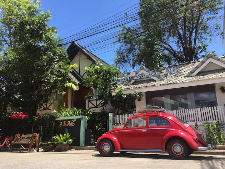 清迈古城边长康路独栋花园别墅(七卧室八卫生间) - Chiang Mai