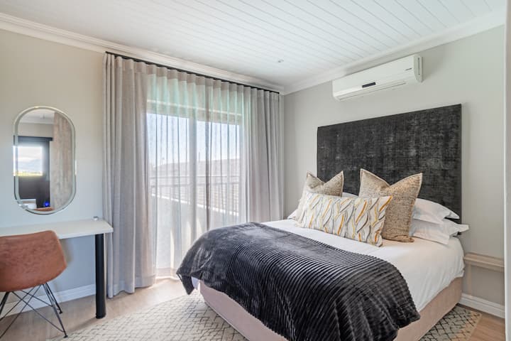 Executive Suite 2 - Paarl