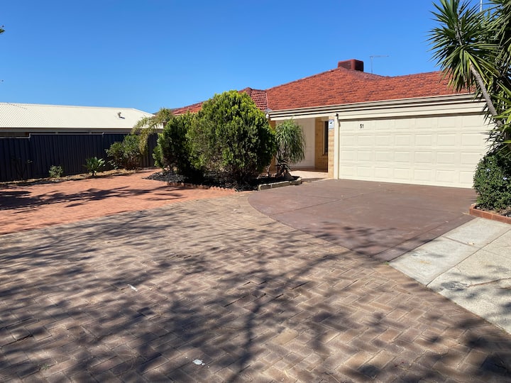 Ocean Keys Family Accommodation - Joondalup