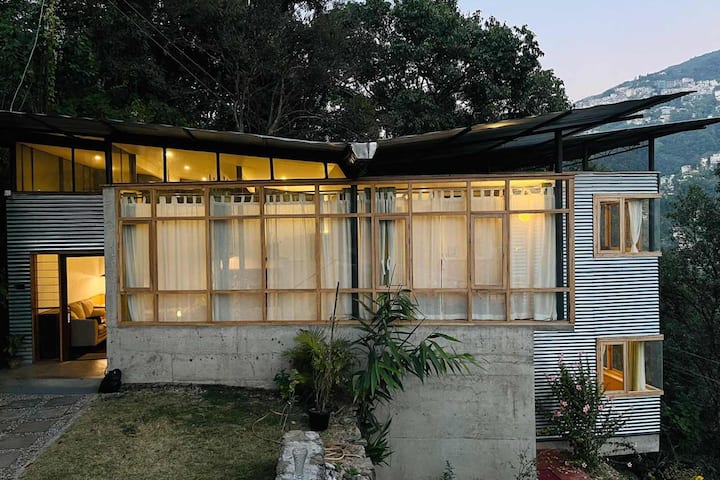 2 Bhk Cozy Villa W/scenic View+ Lawn Near Gangtok - Gangtok