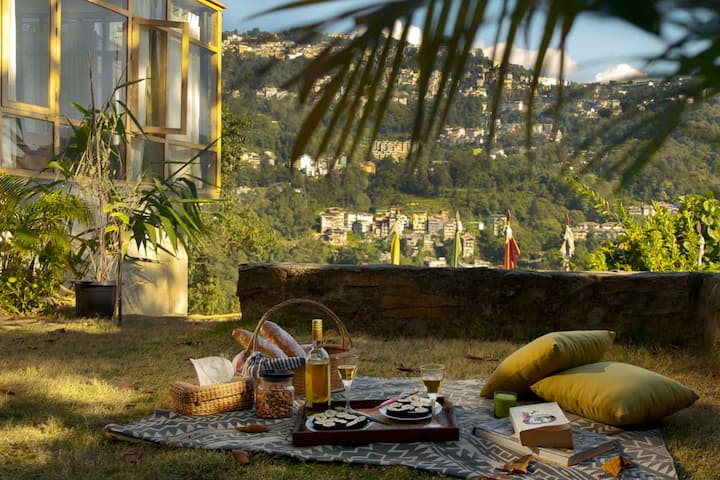 2 Bhk Chic Villa W/scenic View+ Lawn Near Gangtok - Gangtok