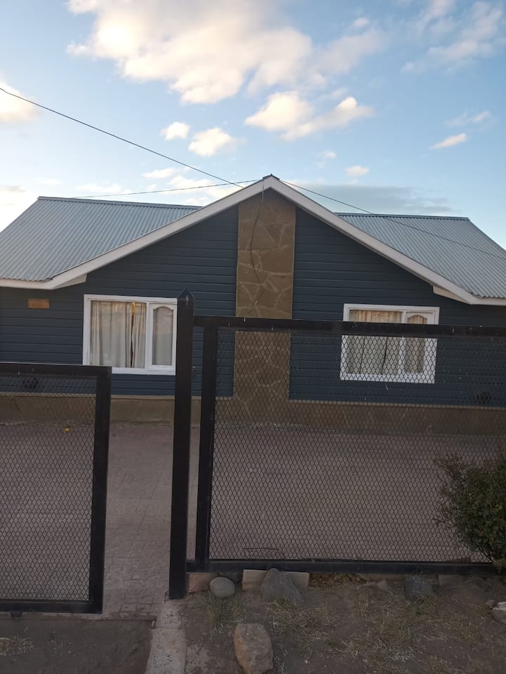 Acogedora Cabaña De Madera. - El Calafate