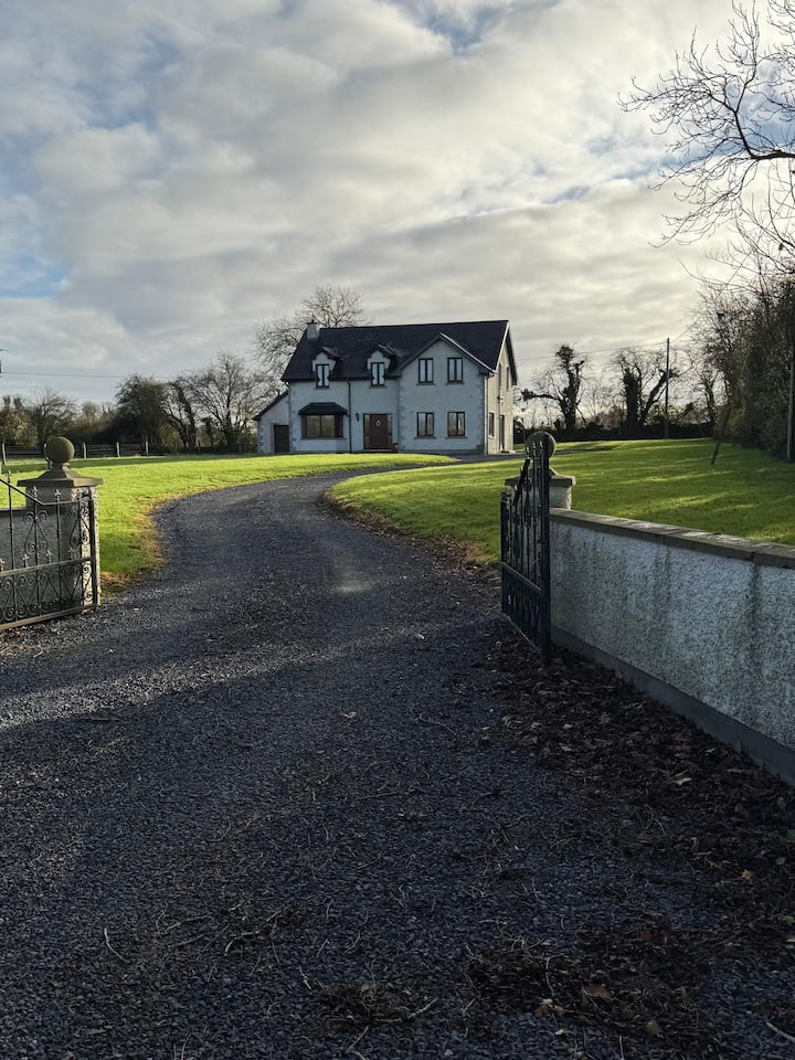 Cas- Plunkestown Kildare - Carlow