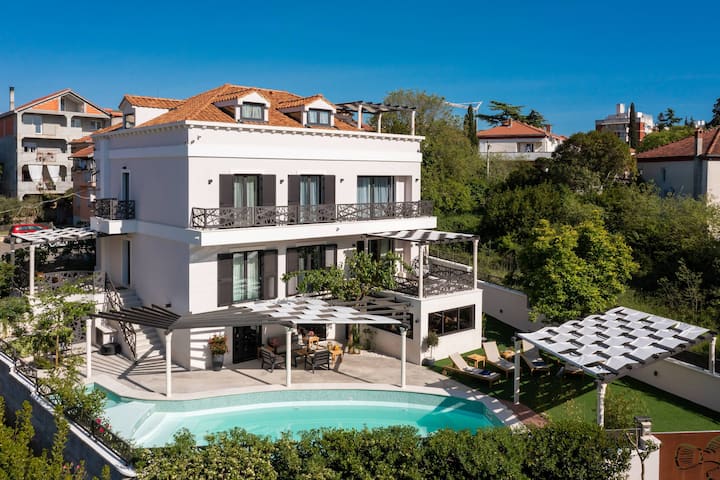 Villa Scorpaena With Pool - Zadar