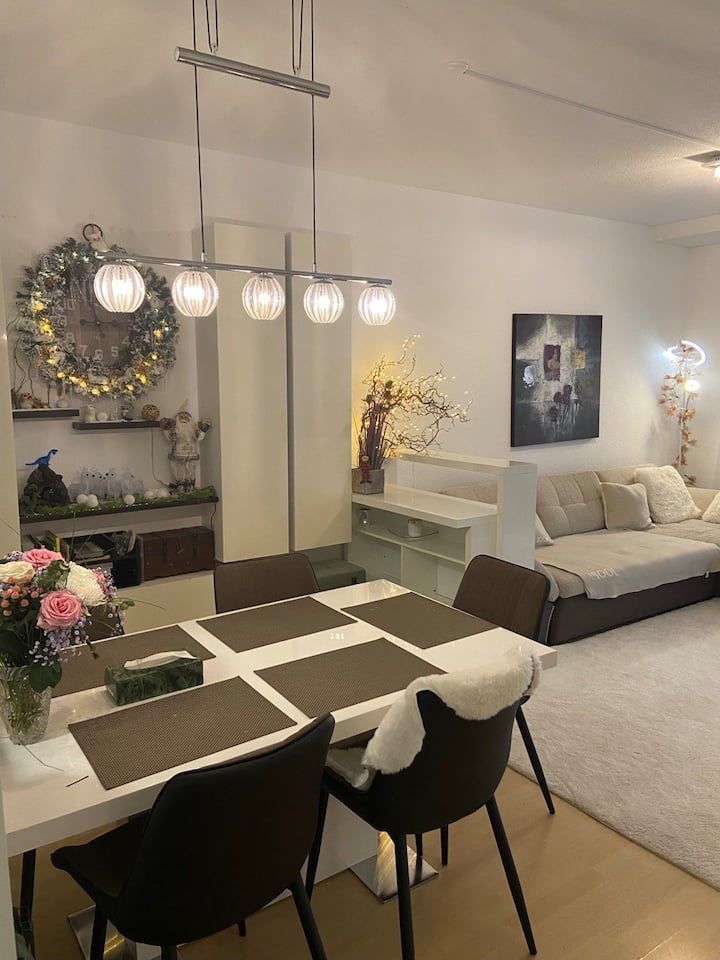 Gemütliche Wohnung: Natur & Stadt Mit Parkplatz - Zurique