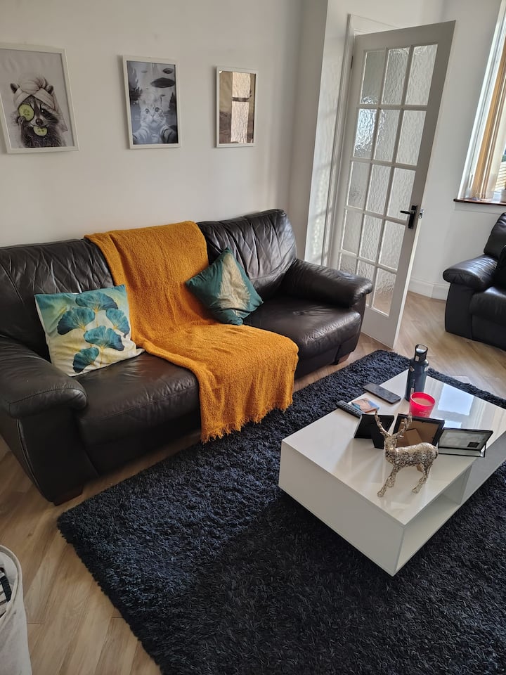 2 Single Beds, Parking Space. - Édimbourg