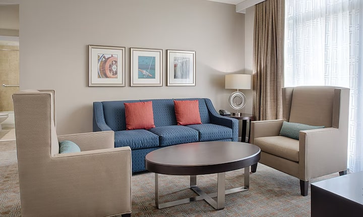 National Harbor 2 Bedroom W/ Balcony - Clinton, MD