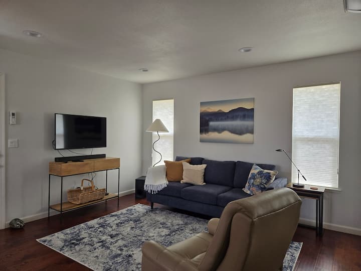 Cozy Apartment In West San Jose. - San Jose, CA