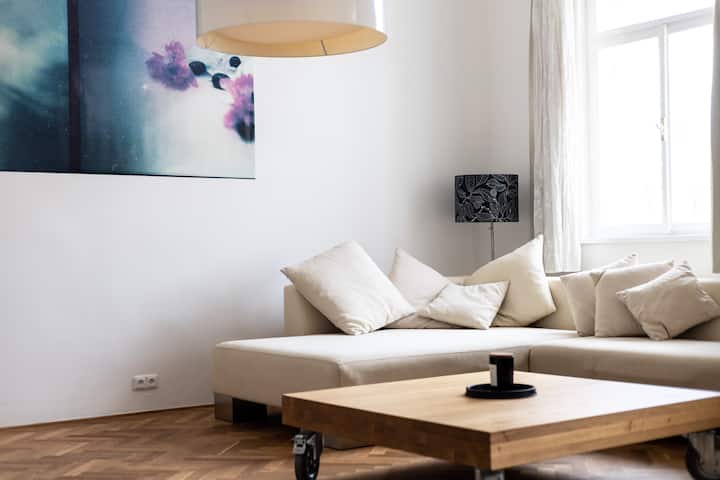 Beautiful Bright Apartment In Prague 1 - Prague