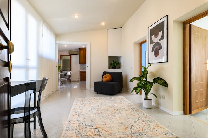 (Termini) Penthouse + Terrace + Gym [Check-in H24] - Rome