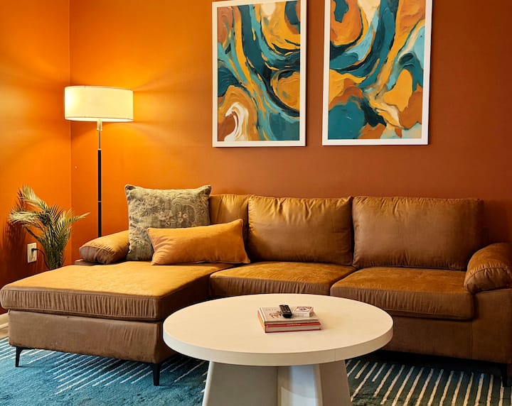 Walk Score 85 | Kings Beds | Free Parking | Modern - Bridgeport, PA
