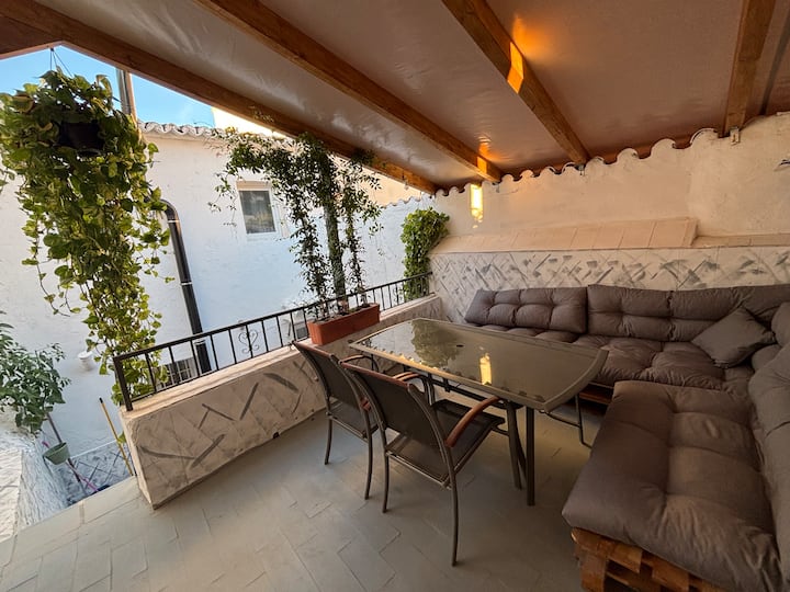 House With Fireplace And Terrace - Teba