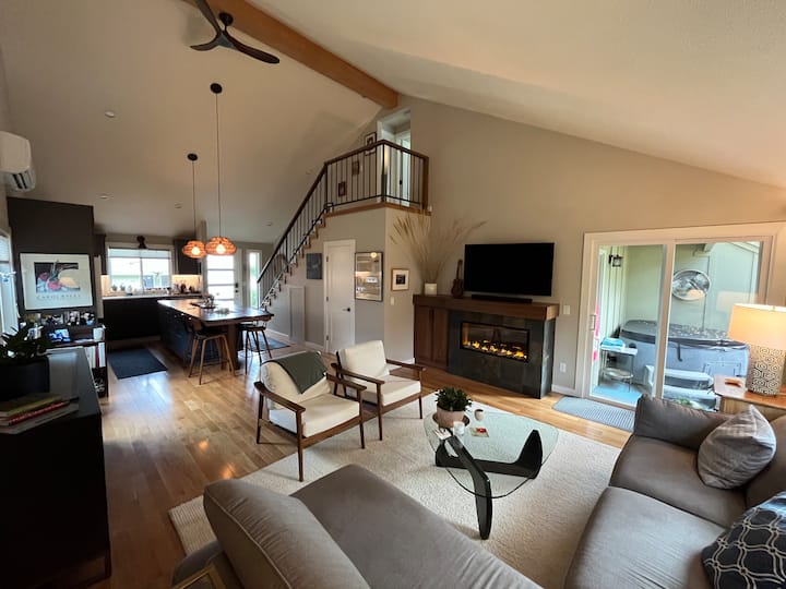 Cozy Safe And Quiet Townhouse - Ashland, OR