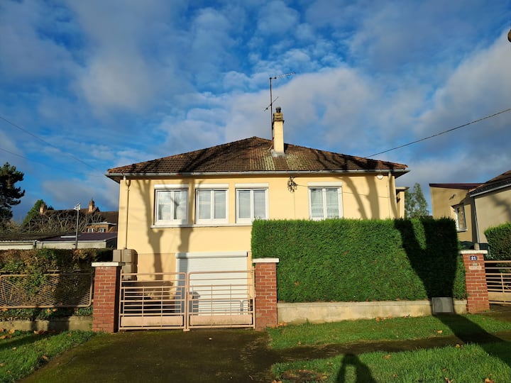Chambre 2personnes à 21 R. Grandvilliers, Beauvais - Beauvais