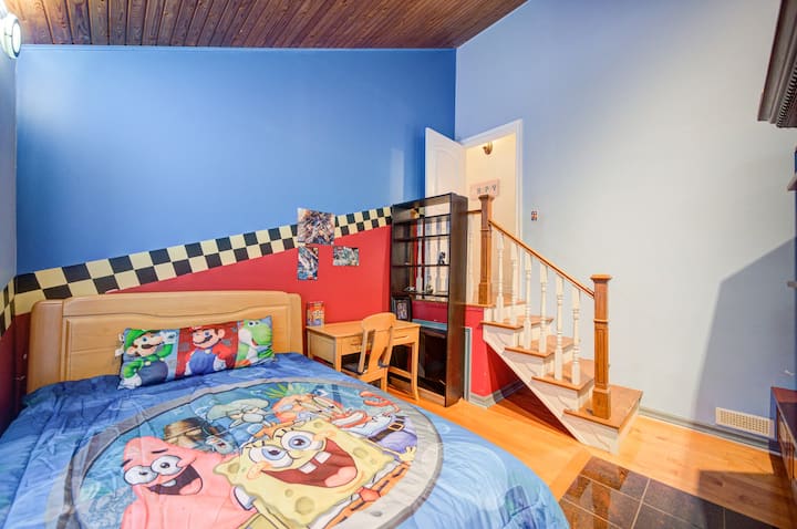 Entire Place! City Life With Cottage Style - Richmond Hill