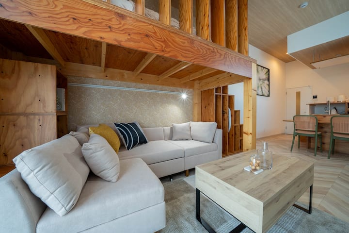 Sr501 札幌中心部築浅物件ススキノ徒歩圏内！子供が喜ぶロフトベッド！加湿器あり！ - Sapporo