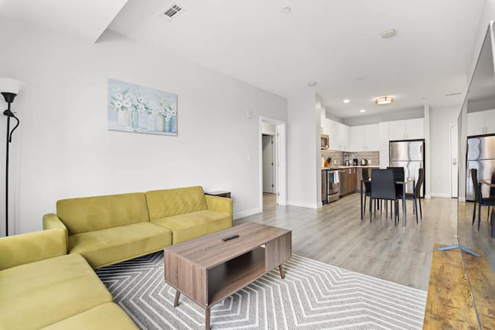 Open View Modern 2br 2ba Unit Assembly Row - Revere, MA