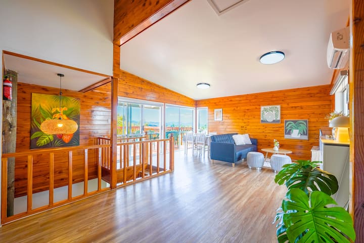 Spacious 2-bedroom With Stunning Balcony Views - Whangārei