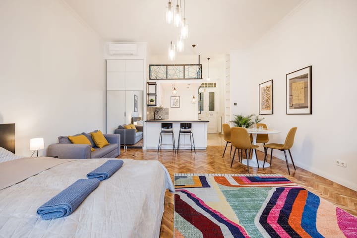 Charming Studio Near The Parliament - Budapest