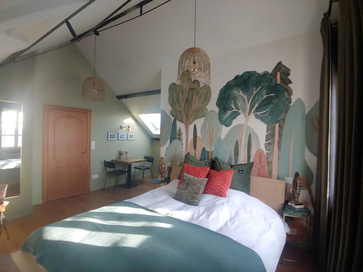 Bronnen: B&b, Jonge Voedselbostuin En Atelier - Tienen