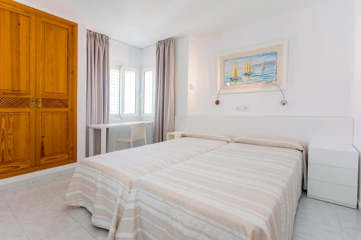 Santa Eulalia Center 1 Bedroom Apartment Superior - Santa Eulària des Riu