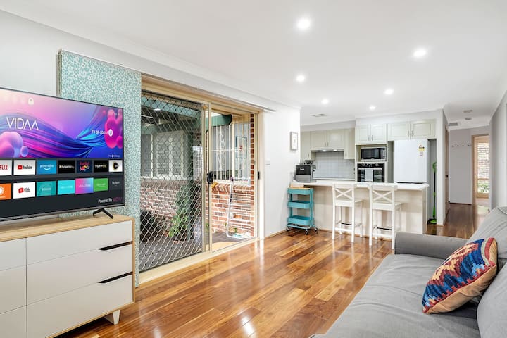 3br| Free Parking+privateyard| 16 Min To Lane Cove - Gordon